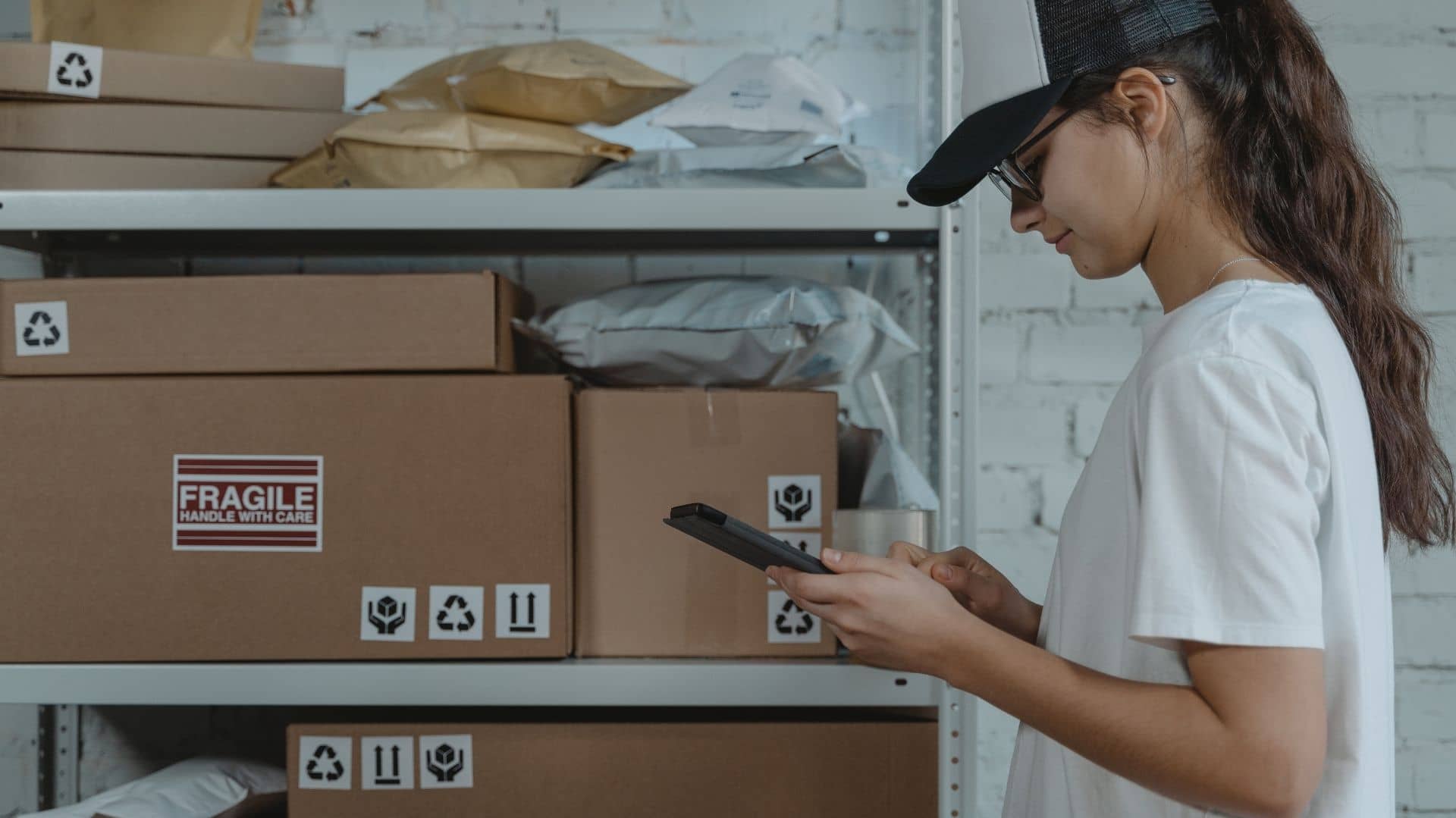 ¿Qué es importar y exportar? Básicos sobre comercio internacional